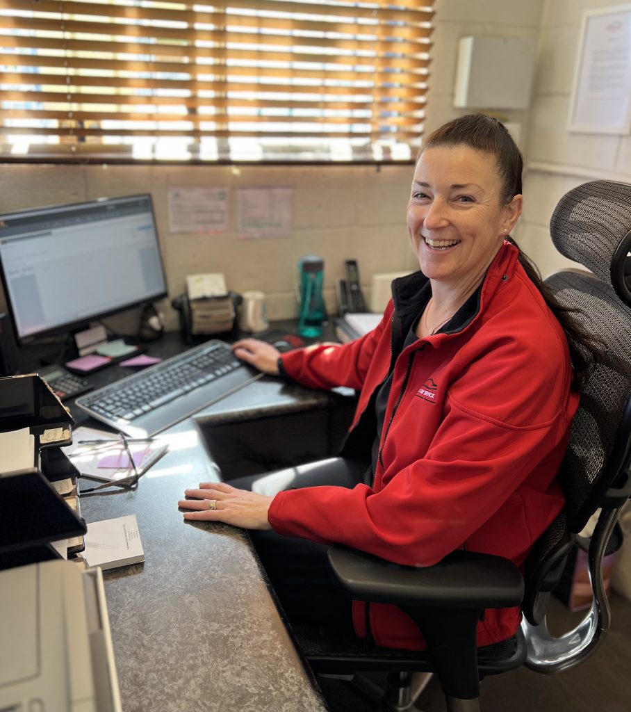 About Us - Angus Car Service